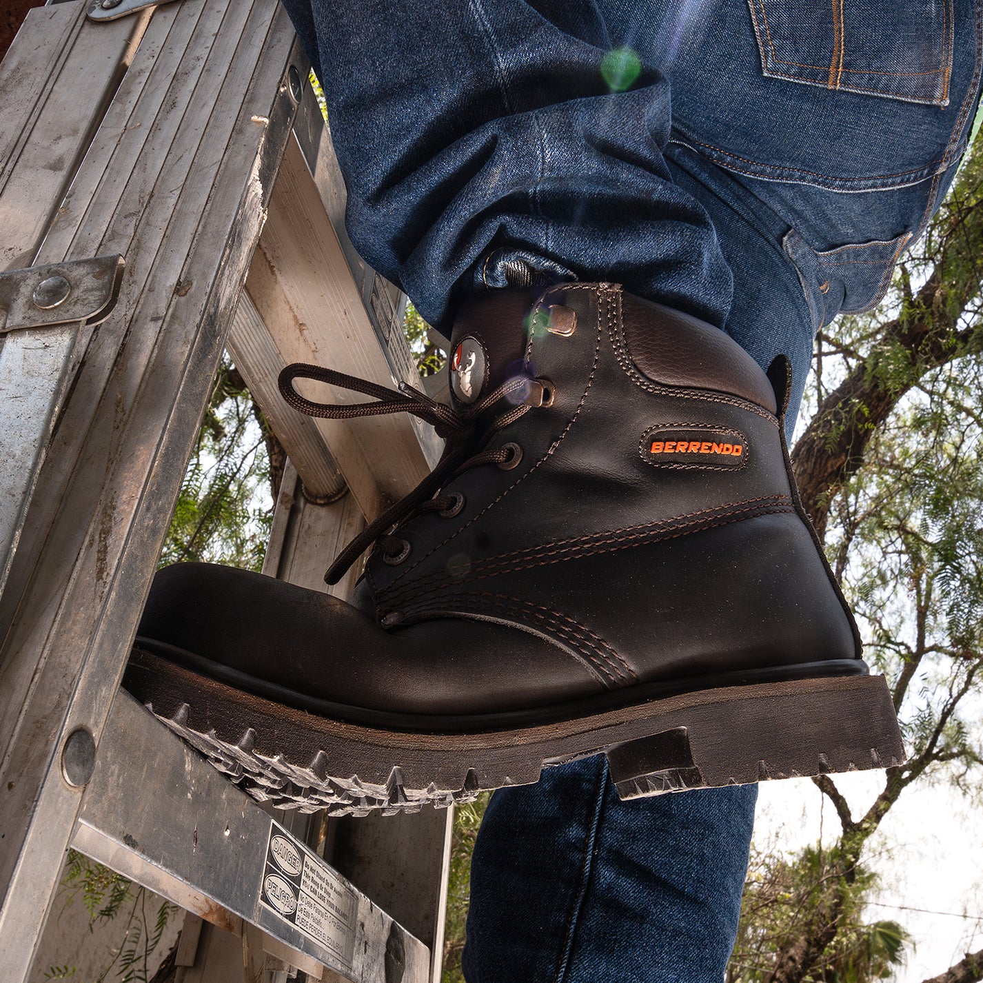 BOTAS DE SEGURIDAD RESISTENTE A ACEITES BERRENDO 154 UNISEX – Berrendo